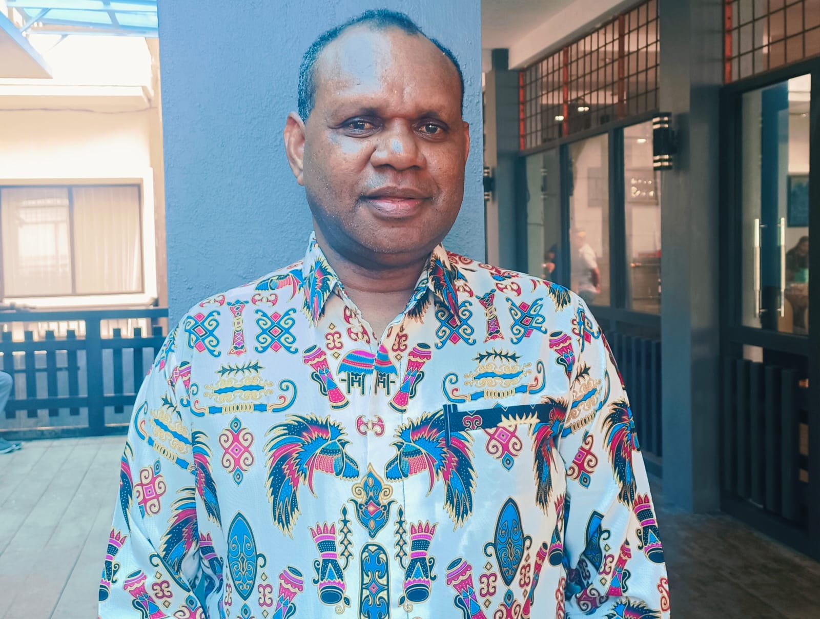 Ketua Dewan Adat Kaimana Serukan Kedamaian di Pilkada 2024 - Sumber ...