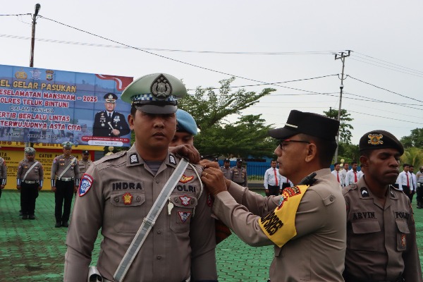 Polres Teluk Bintuni Apel Gelar Pasukan Operasi Keselamatan Mansinam 2025 - Sumber : Klikpapua ...