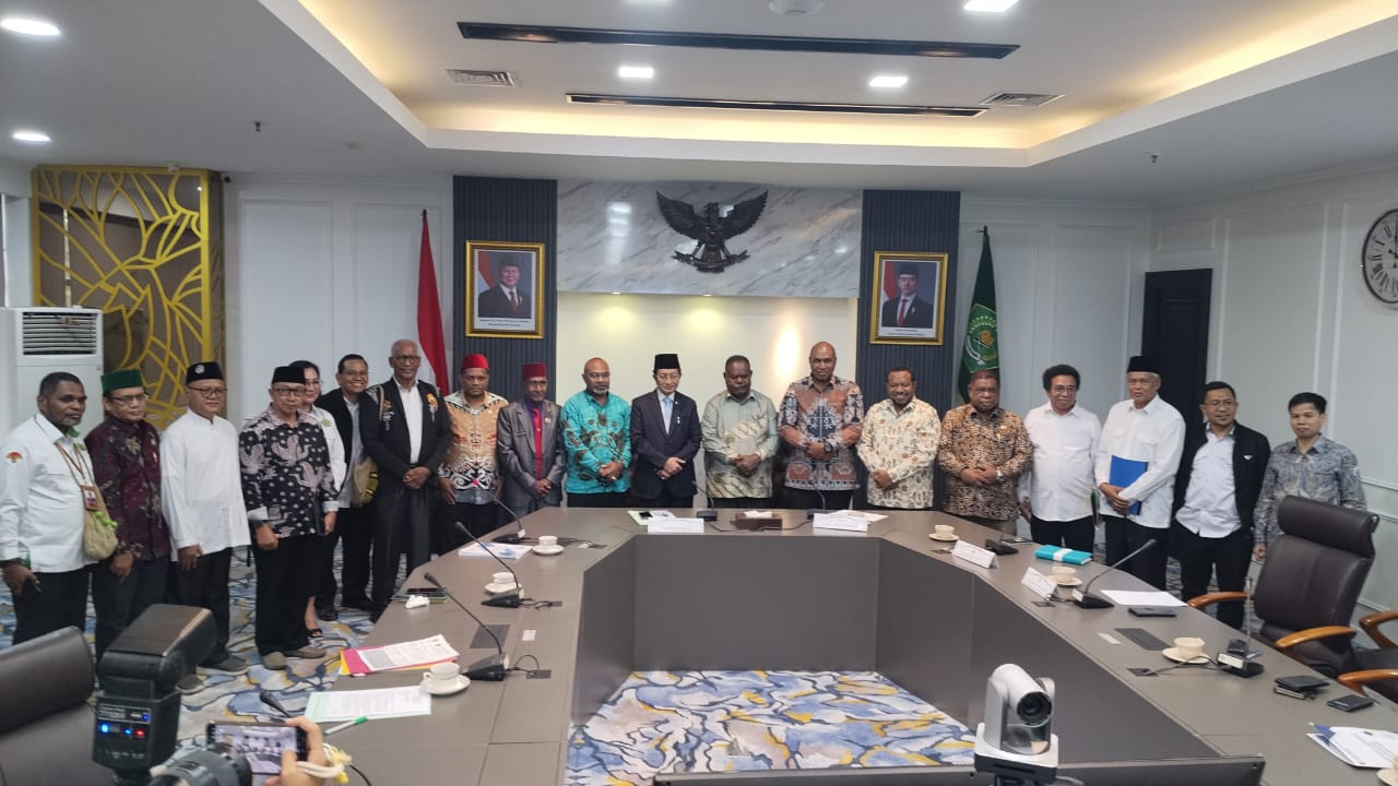 Dorong Pembangunan Agama di Tanah Papua, Papua Barat dan Papua Barat ...