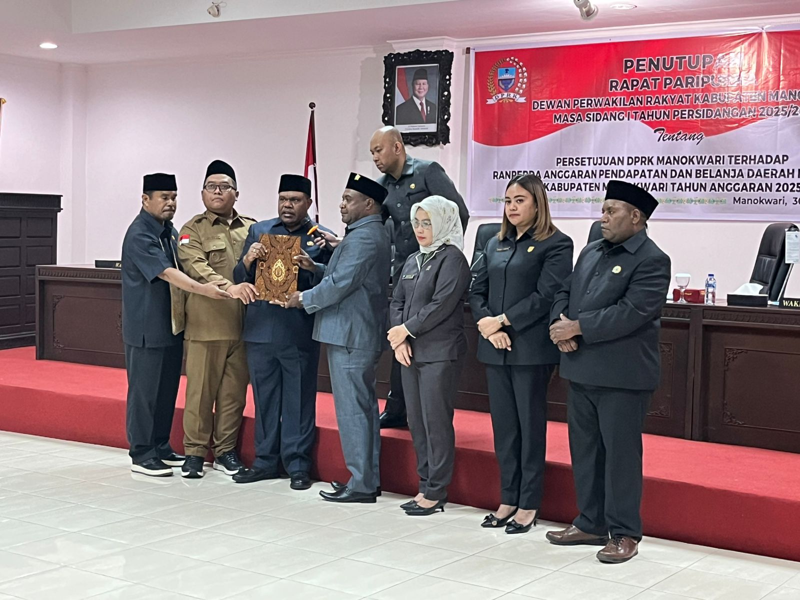 DPRK Manokwari Setujui APBD Perubahan 2025 dengan Defisit Rp1,9 Miliar ...