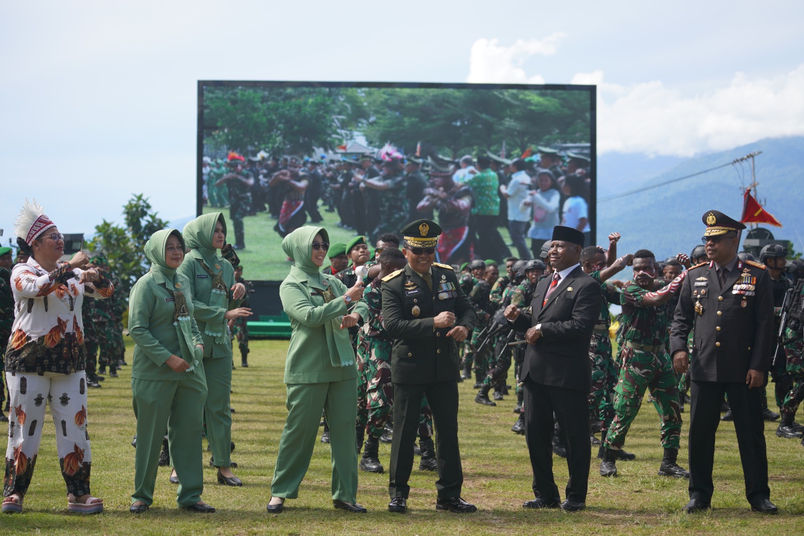 Kodam XVIII/Kasuari Rayakan HUT ke-80 TNI dengan Meriah - Sumber ...