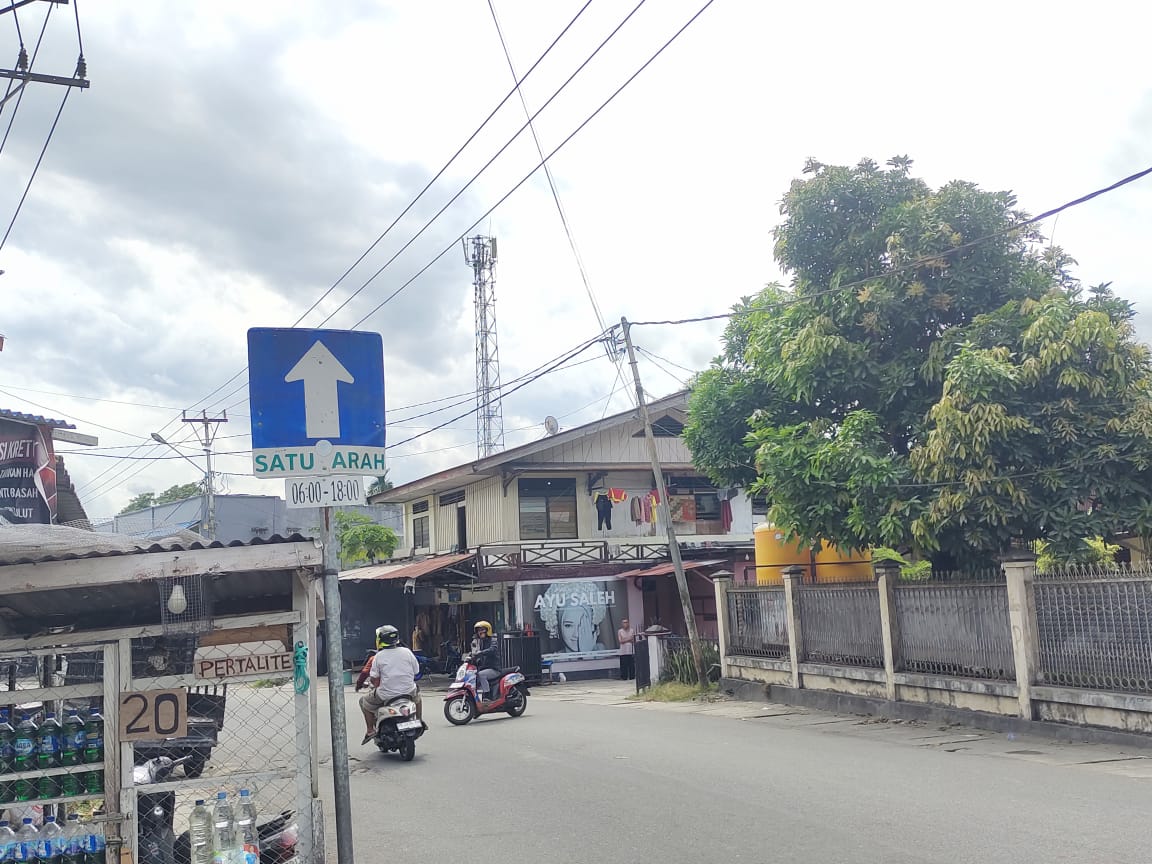 Rambu Satu Arah Pasar Wosi Manokwari Kerap Dilanggar Pengendara ...